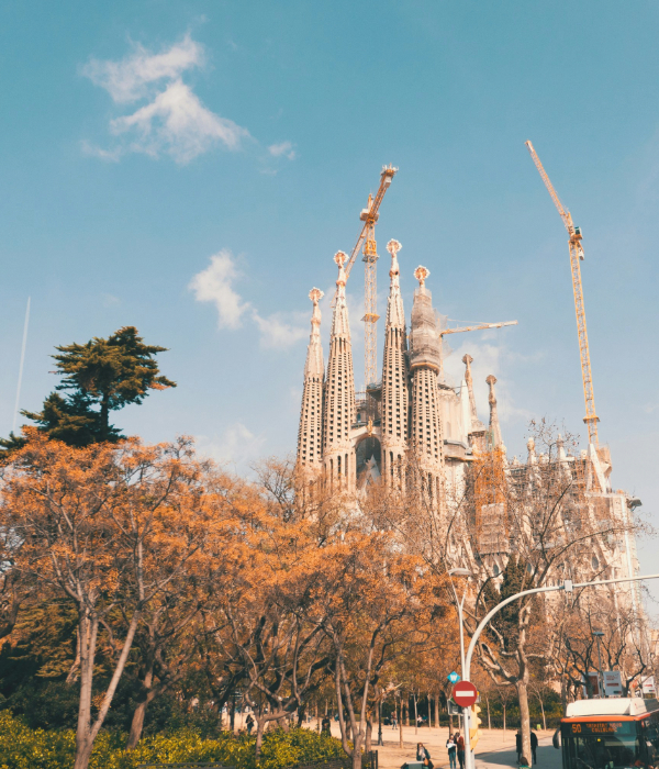 Editorial: Confidence in God and Hope for the Church – Venn Foundation